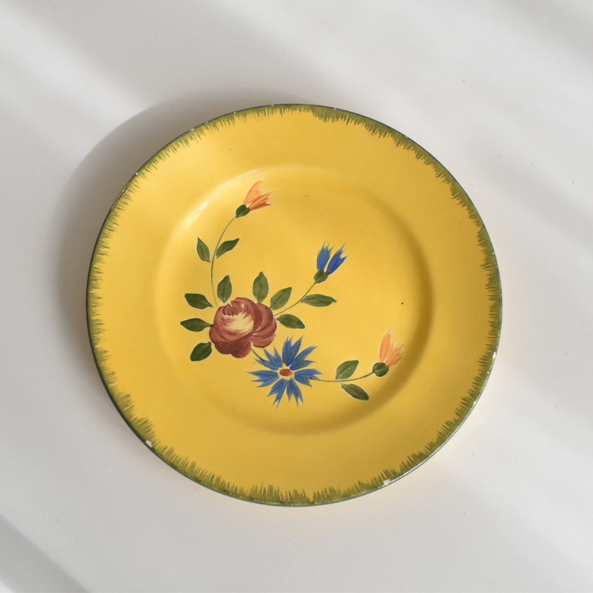 ヴィンテージデザートプレート ロンシャン Jaune décor de fleurs B (ダメージあり セール商品) — Loane Interior