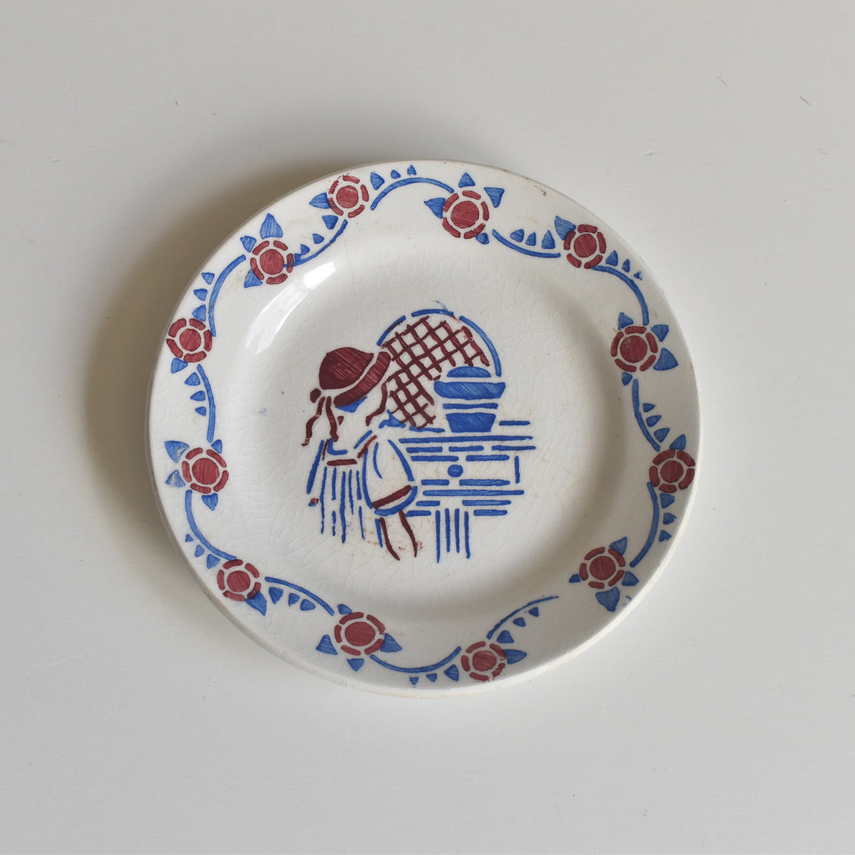 ヴィンテージお飯事 HBCMクレイモントロー Le petit Chaperon Rouge（赤ずきん）プレート G — Loane Interior