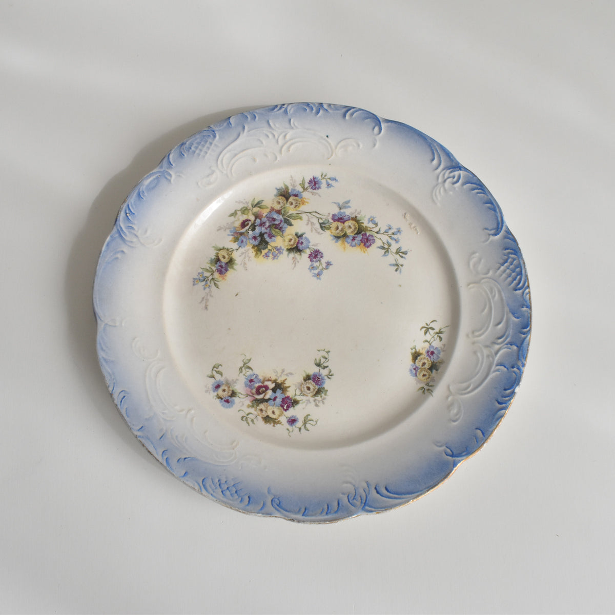 アンティークデザートプレート フラワー＆レリーフ B — Loane Interior