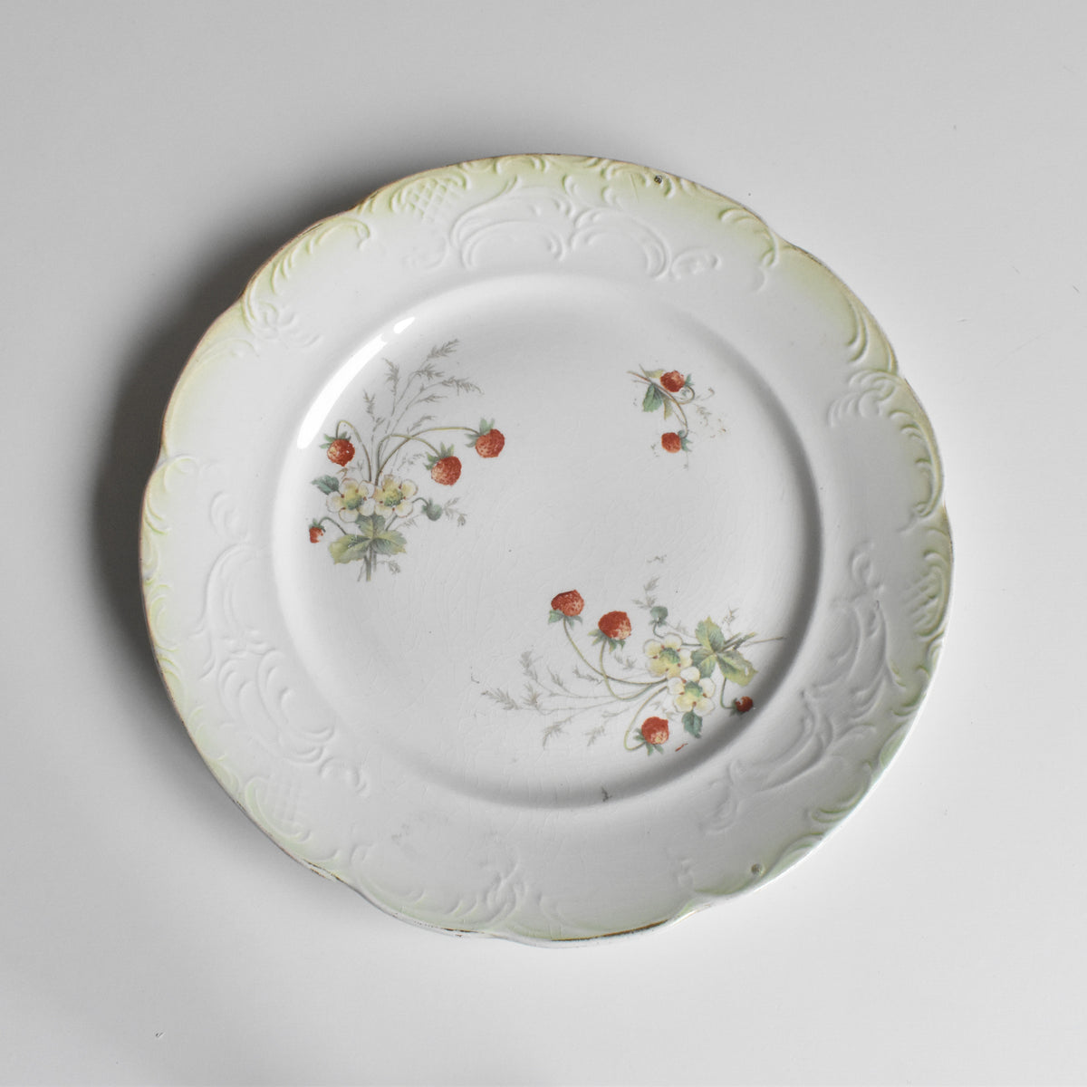 アンティークデザートプレート Fraises (いちご）B — Loane Interior