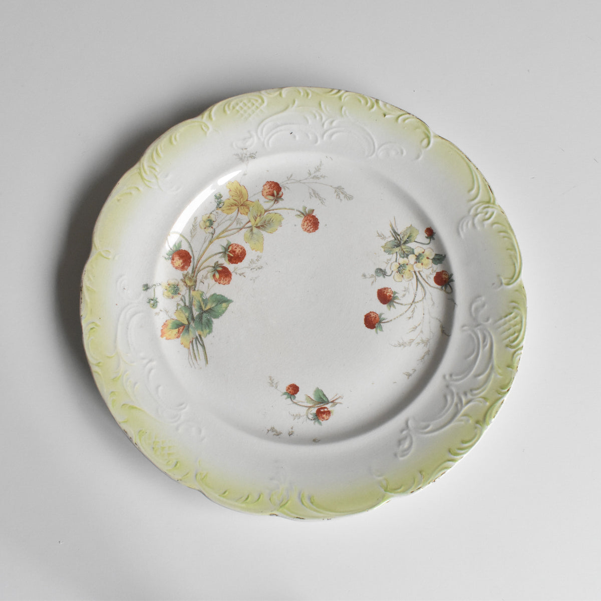 アンティークデザートプレート Fraises (いちご）C — Loane Interior