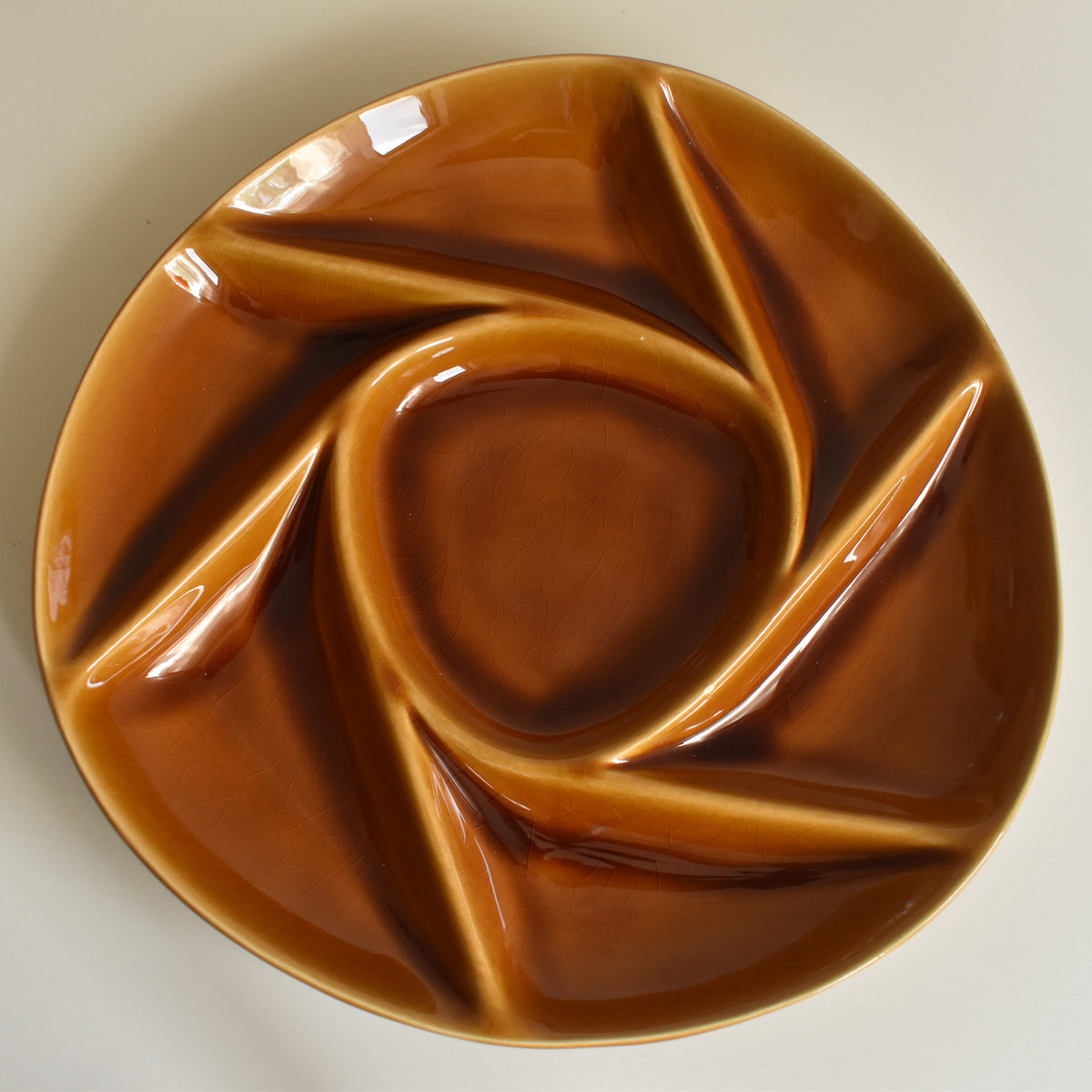 ヴィンテージフォンデュプレート ロンシャン ブラウン G — Loane Interior