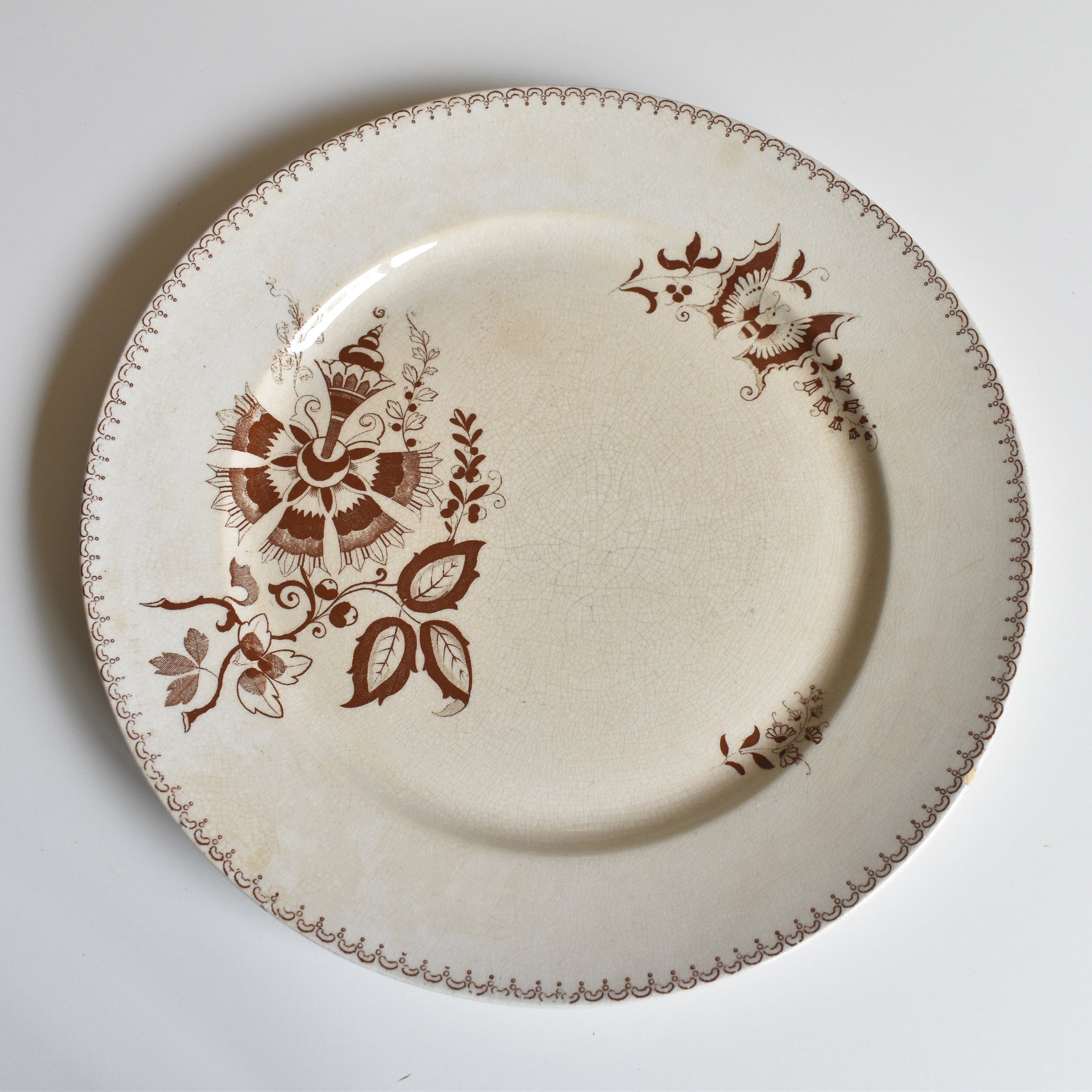 アンティークプレート サルグミンヌ Opaque de Sarreguemines H — Loane Interior