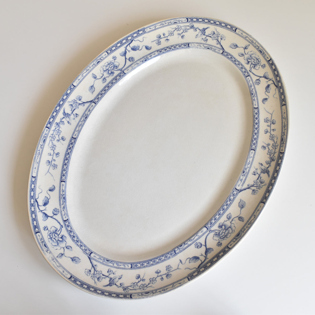 アンティークオーヴァル大皿 クレイユ＆モントロー Crémone（クレモン） — Loane Interior