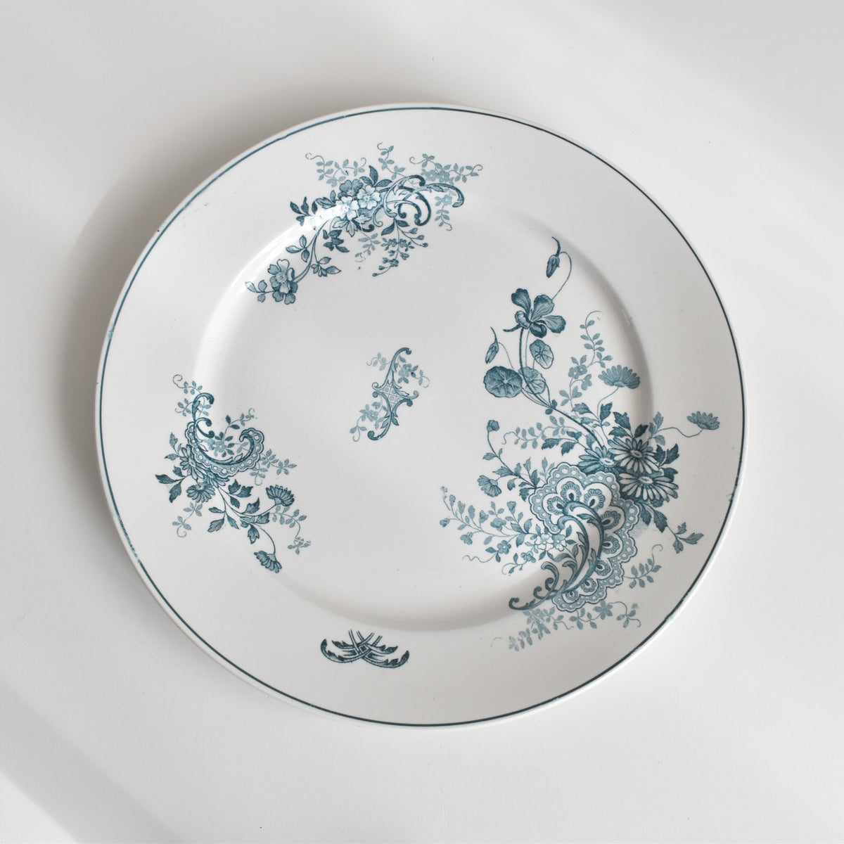 アンティークプレート バドンヴィレー Trianon （トリアノン） — Loane Interior