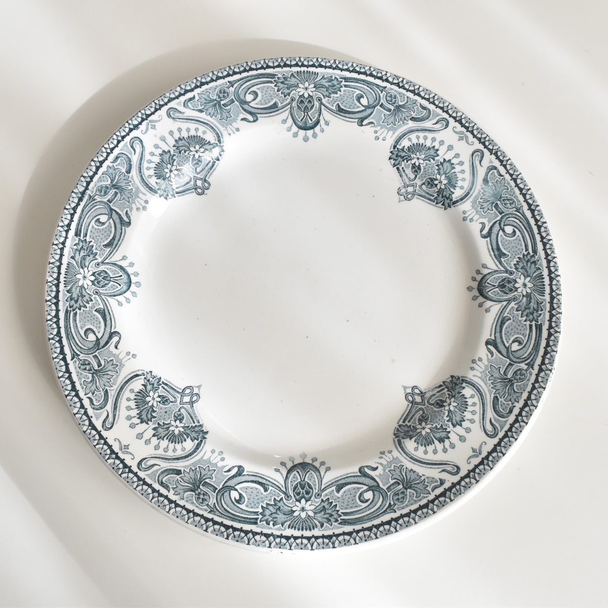 アンティークプレート LGクレールフォンテーヌ France E — Loane Interior