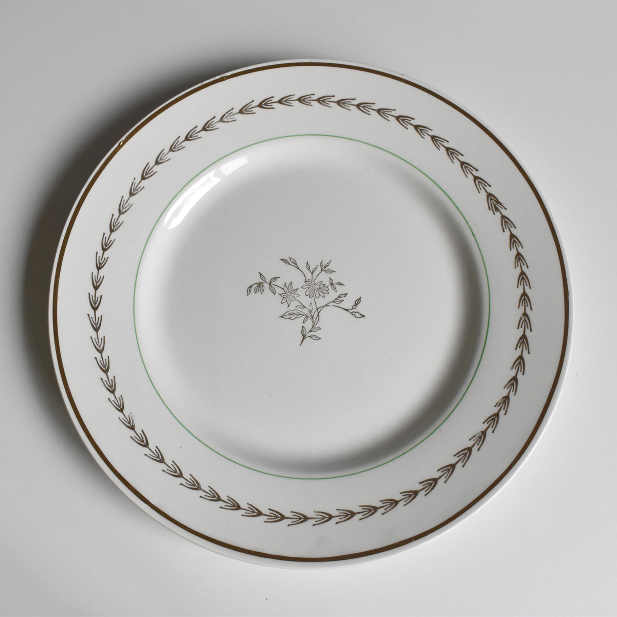 ヴィンテージプレート ジアン Colmar A — Loane Interior