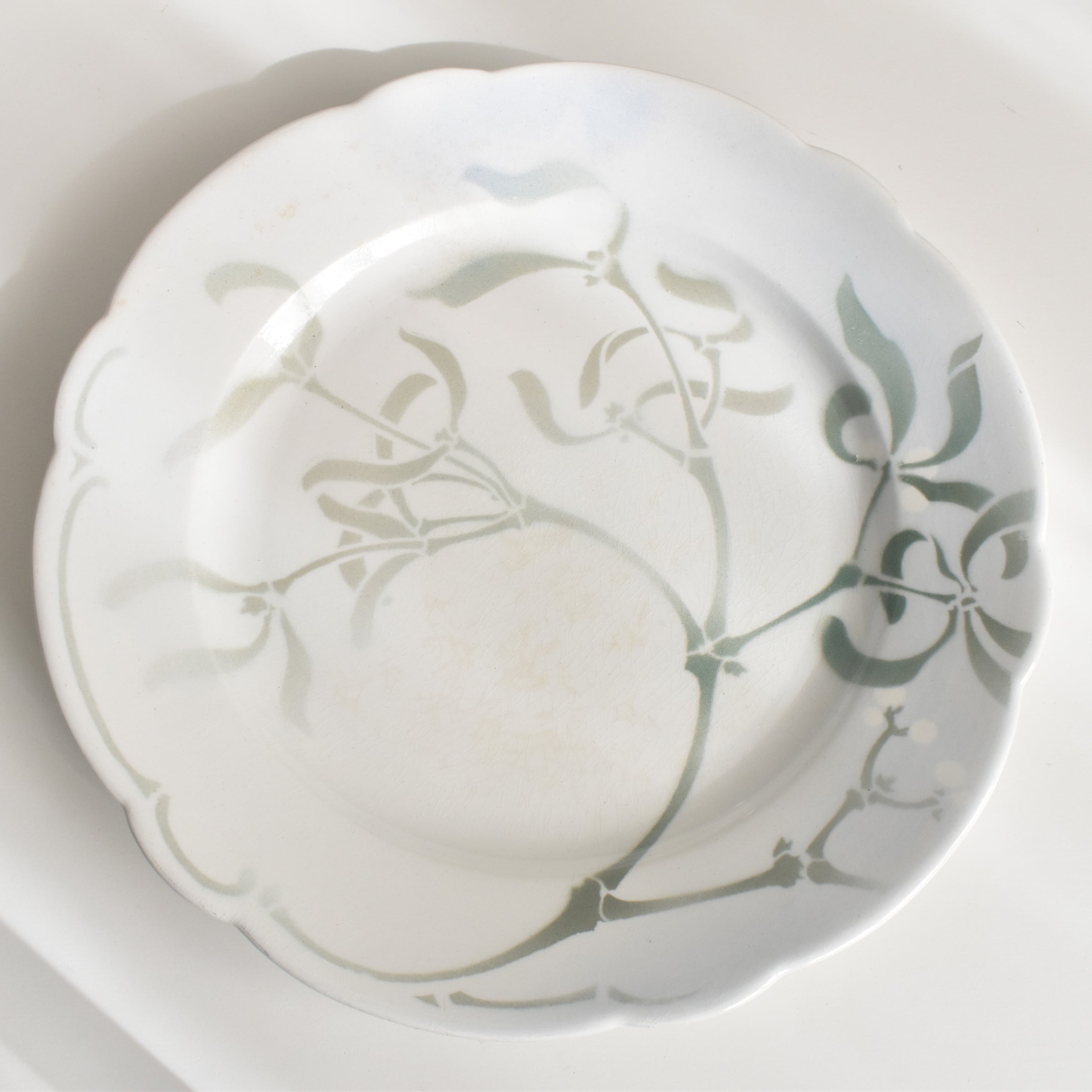 アンティークプレート リュネヴィル GUI (宿木) LACHENAL E — Loane Interior