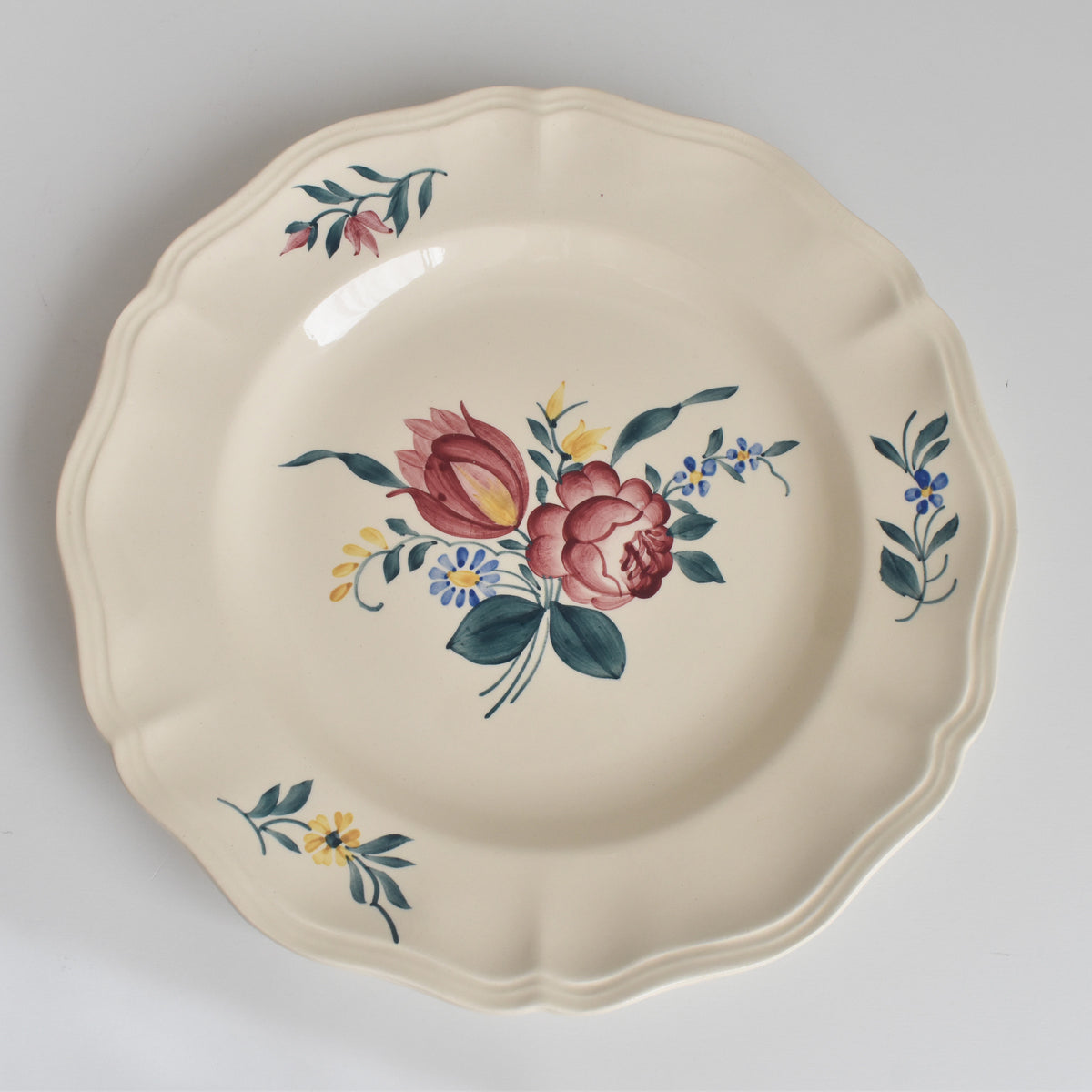 ヴィンテージプレート ディゴワン＆サルグミンヌ Yann (ヤン） C — Loane Interior