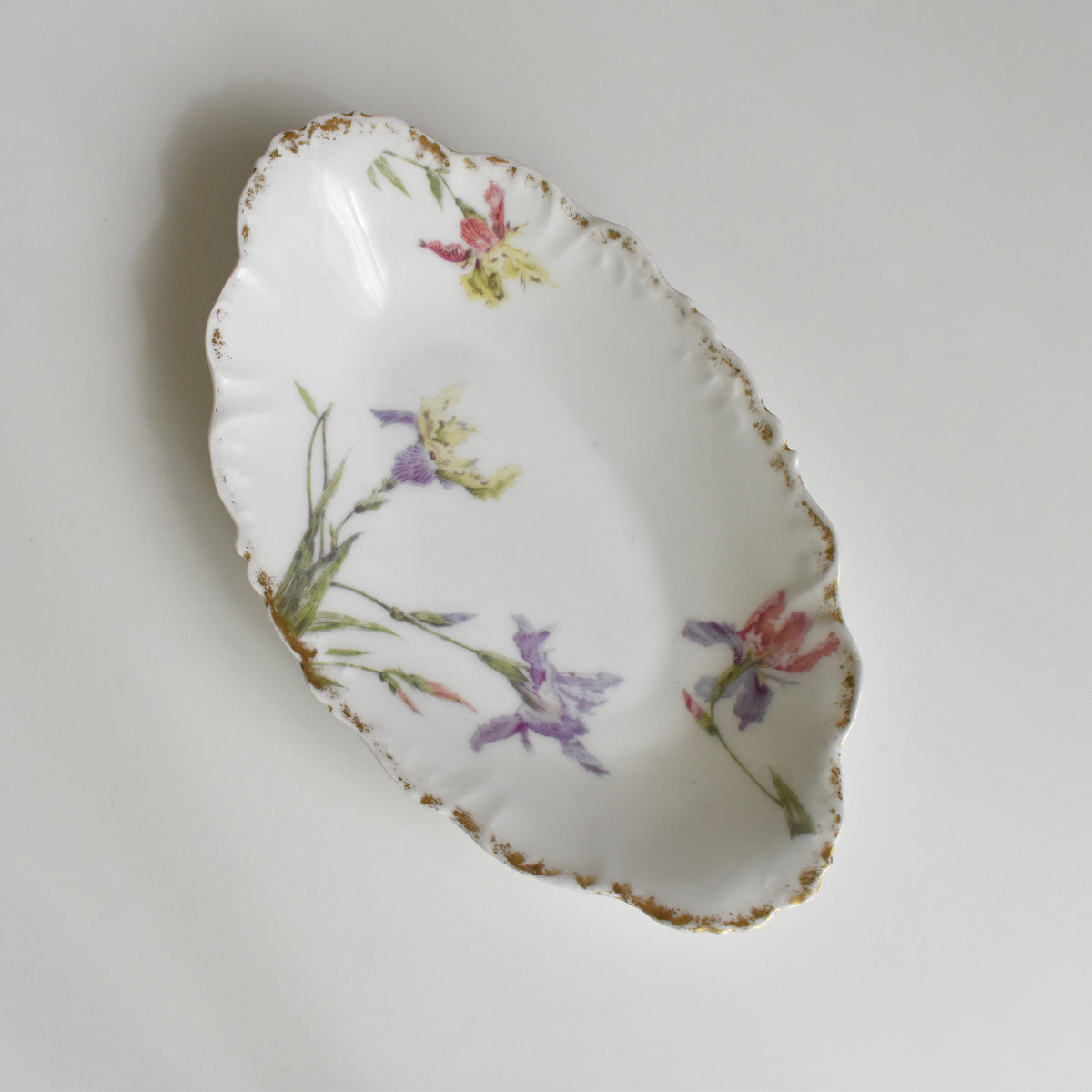 アンティークラヴィエ リモージュ ELITE Iris C — Loane Interior