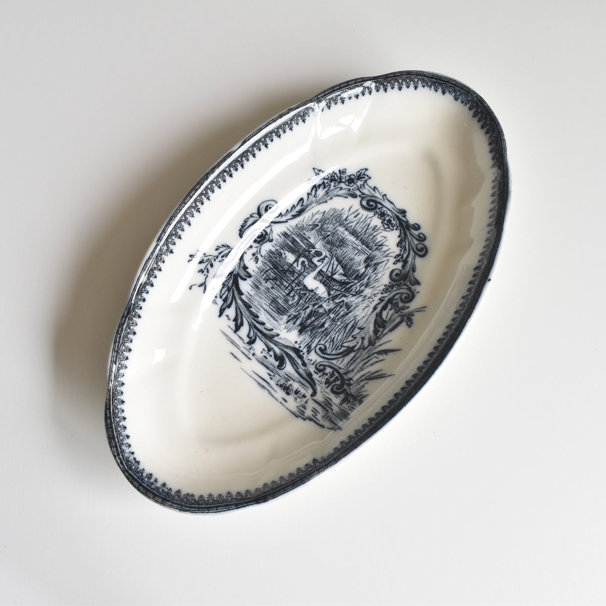 アンティーク ラヴィエ ペクソンヌ Rocaille (ローカイユ） A — Loane Interior