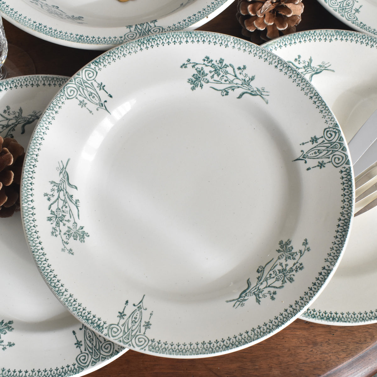 アンティークプレート サンタマン 4003 A — Loane Interior