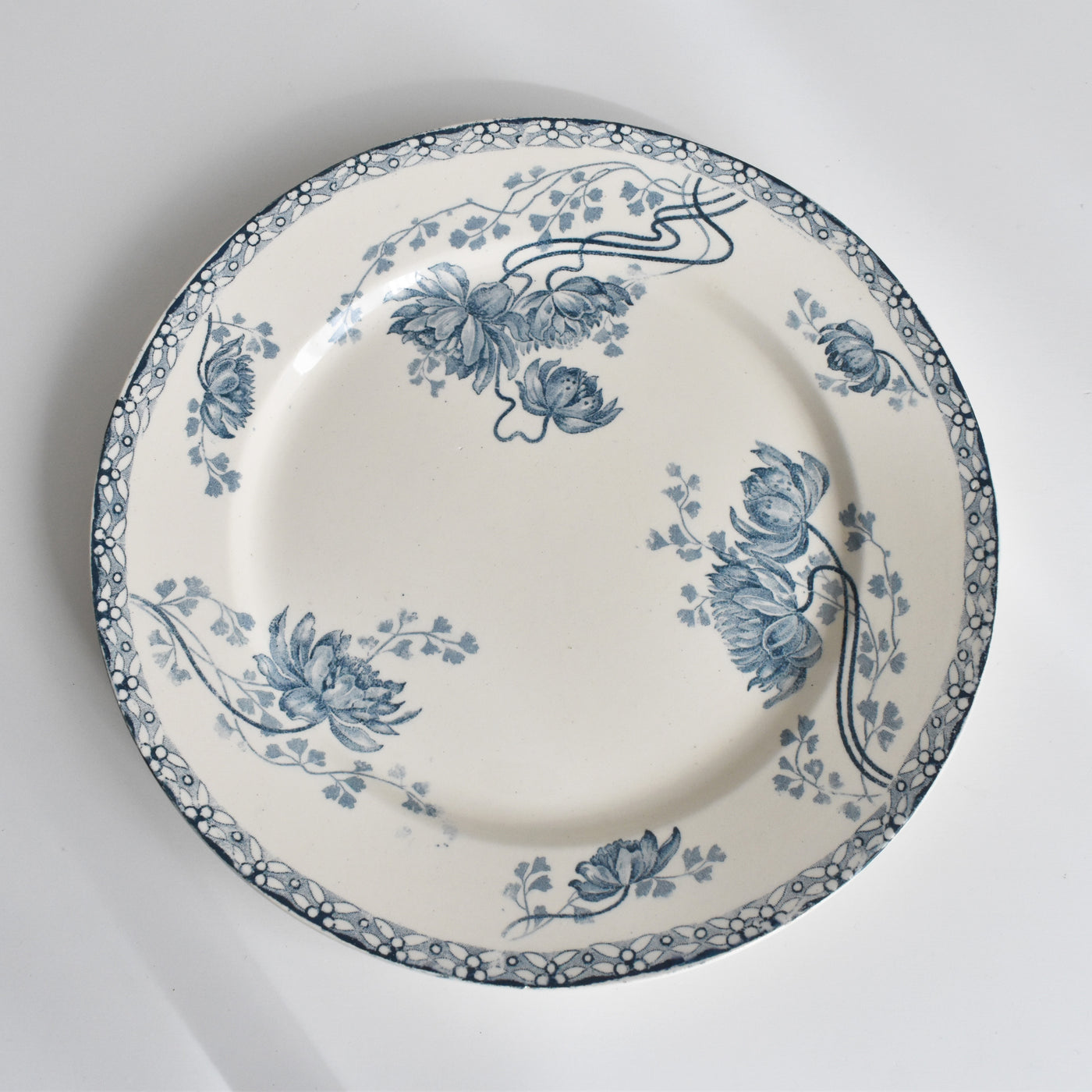 アンティークプレート U&Cサルグミンヌ Royat（ロワイヤ） E — Loane Interior