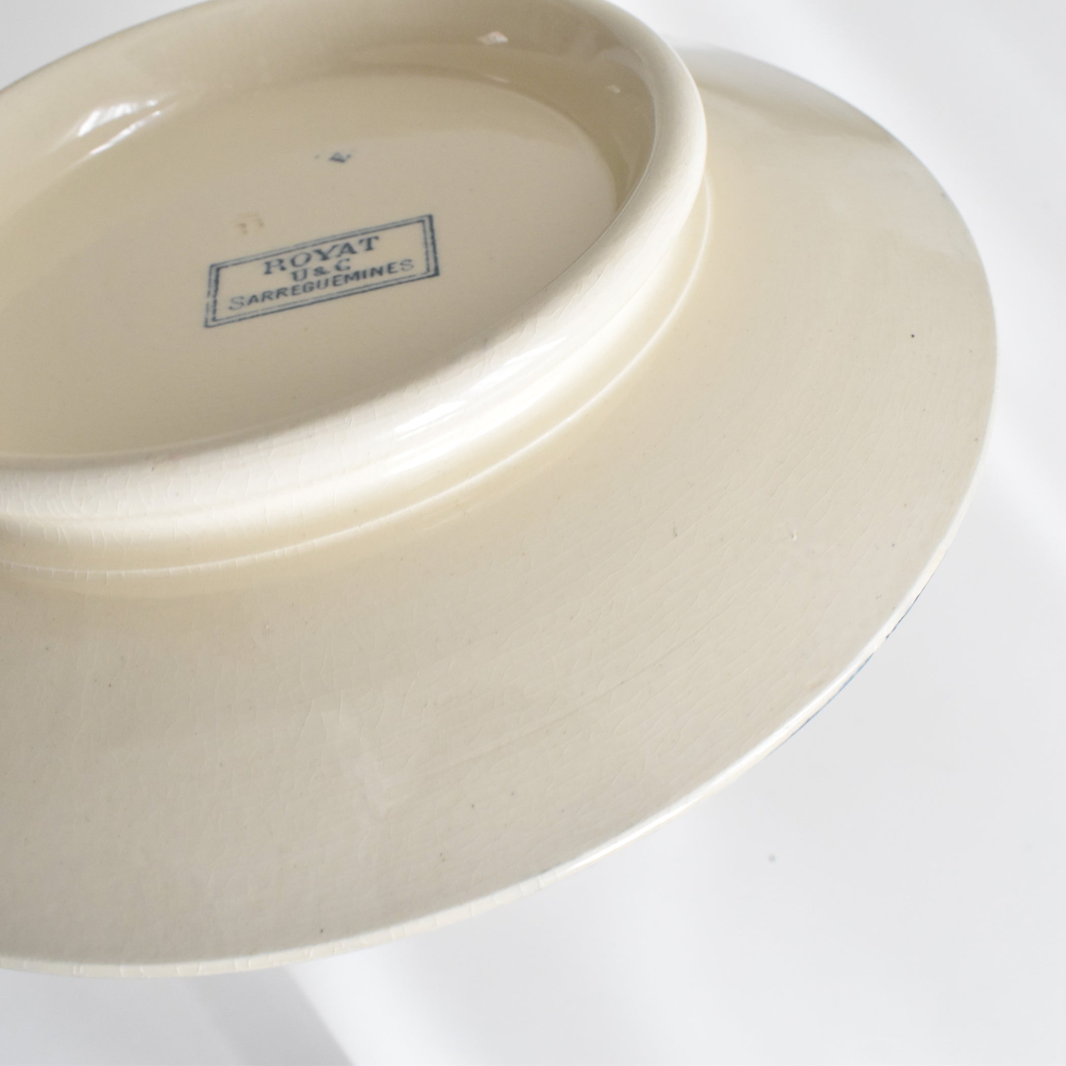 アンティーク脚付きプレート U&Cサルグミンヌ Royat（ロワイヤ） — Loane Interior