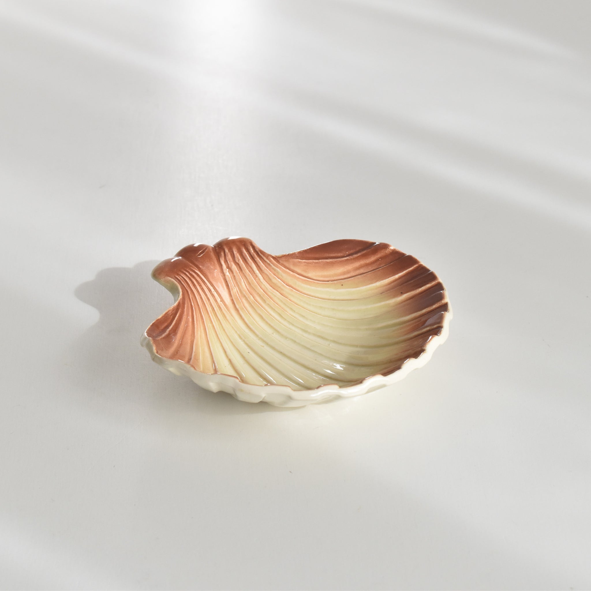 フランス製 アンティーク・ヴィンテージ食器 ロアンインテリア — Loane Interior