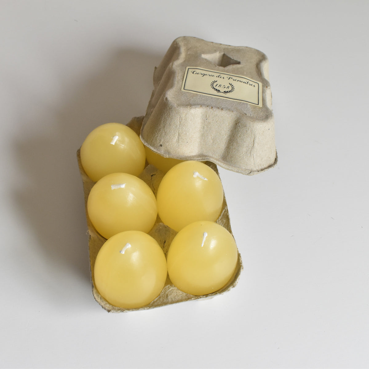 キャンドル 卵 Oeuf Jaune pastel （パステルイェロー）6個セット+箱 — Loane Interior