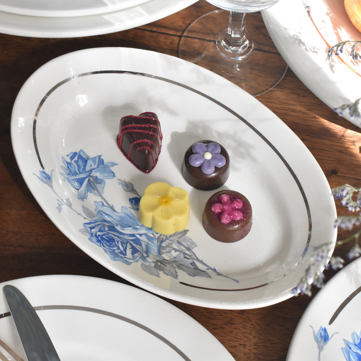 ヴィンテージラヴィエ ディゴワン＆サルグミンヌ 8944 A — Loane Interior