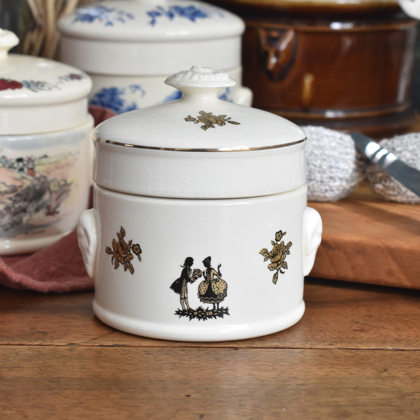 ヴィンテージテリーヌ ディゴワン＆サルグミンヌ Trianon （トリアノン） — Loane Interior