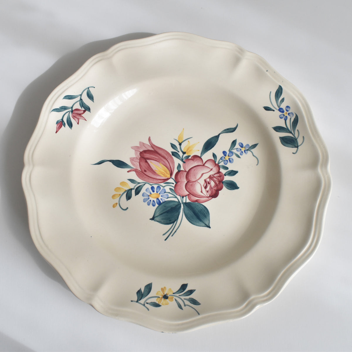 ヴィンテージプレート ディゴワン＆サルグミンヌ Yann (ヤン） B — Loane Interior