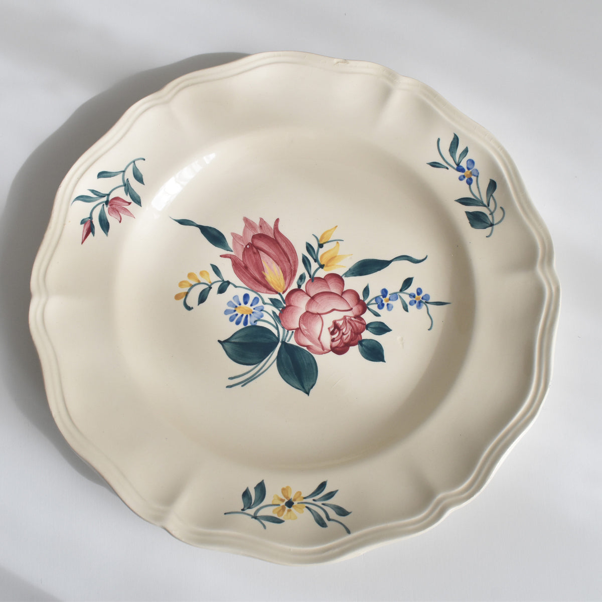 ヴィンテージプレート ディゴワン＆サルグミンヌ Yann (ヤン） C — Loane Interior