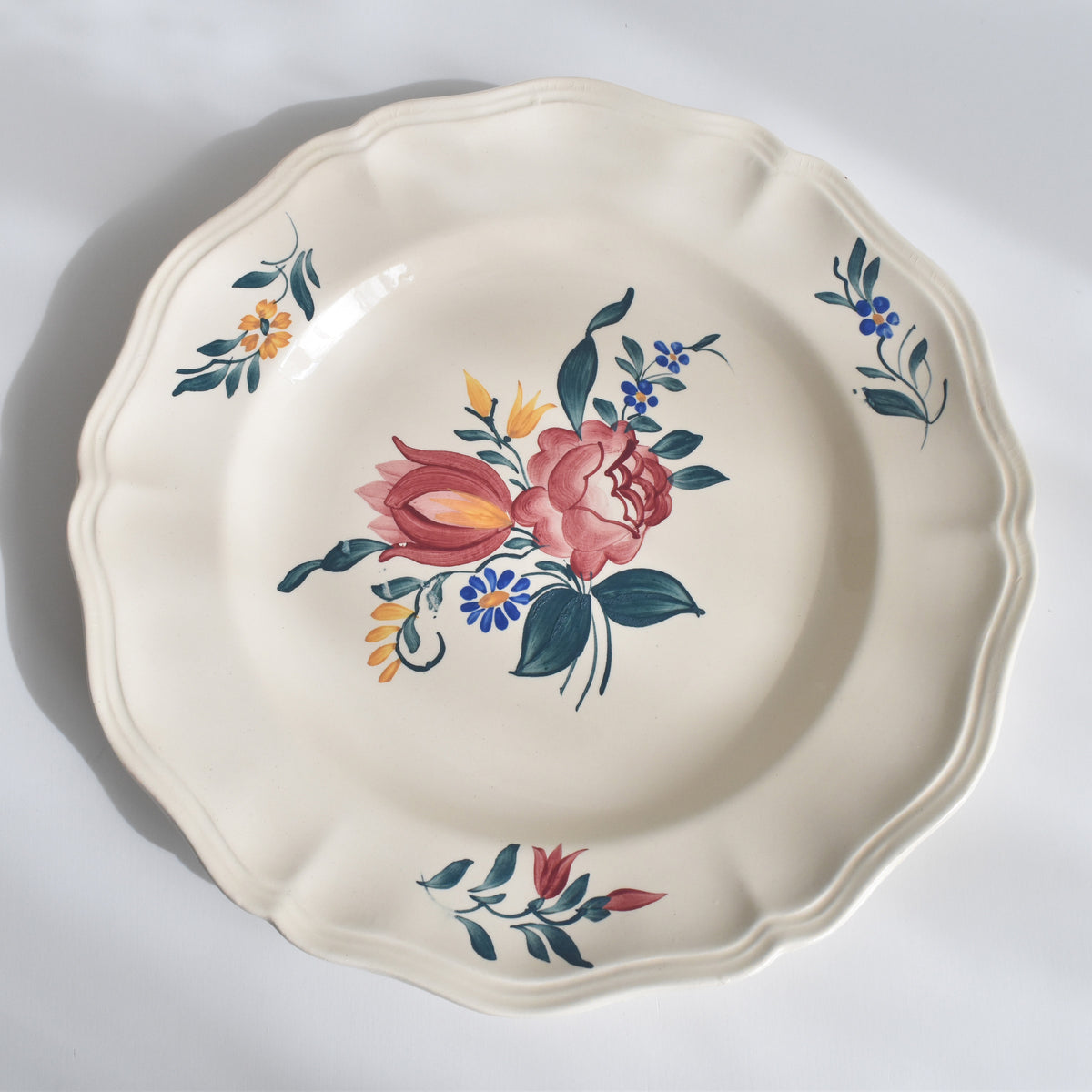 ヴィンテージプレート ディゴワン＆サルグミンヌ Yann (ヤン） D — Loane Interior