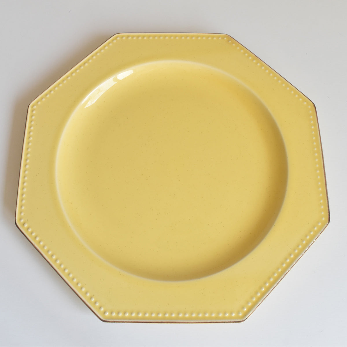ヴィンテージプレート ル・ポエ-ラヴァル オクトゴナル イェロー F — Loane Interior