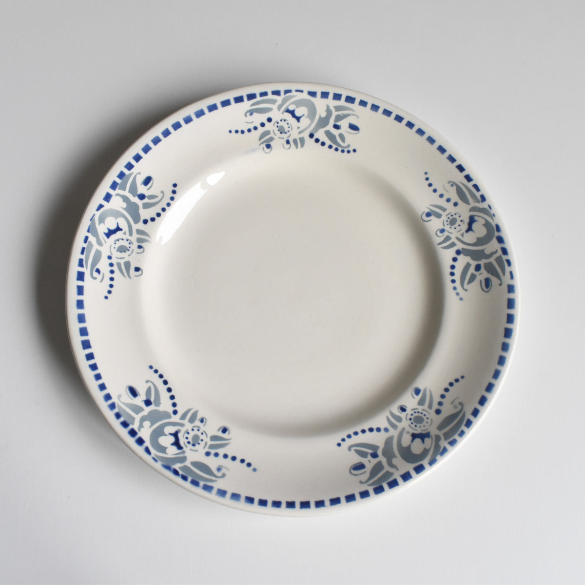 ヴィンテージプレート ロンウイー ブルーパターン C — Loane Interior