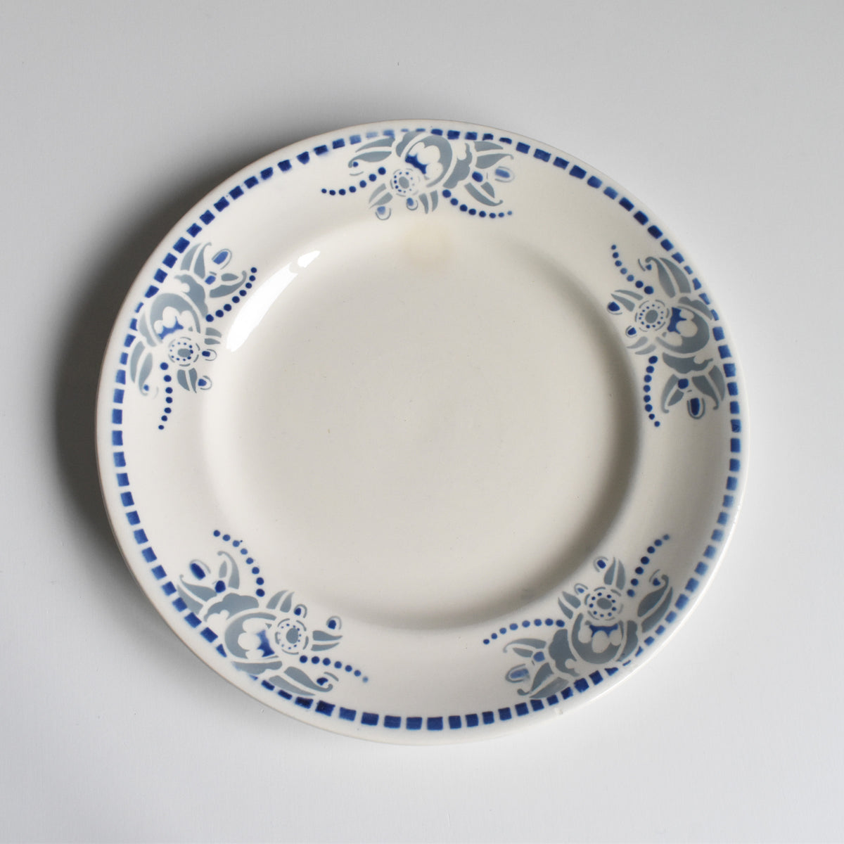 ヴィンテージプレート ロンウイー ブルーパターン D — Loane Interior