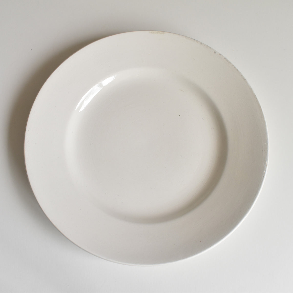 ヴィンテージプレート ロンウイー ホワイト E — Loane Interior