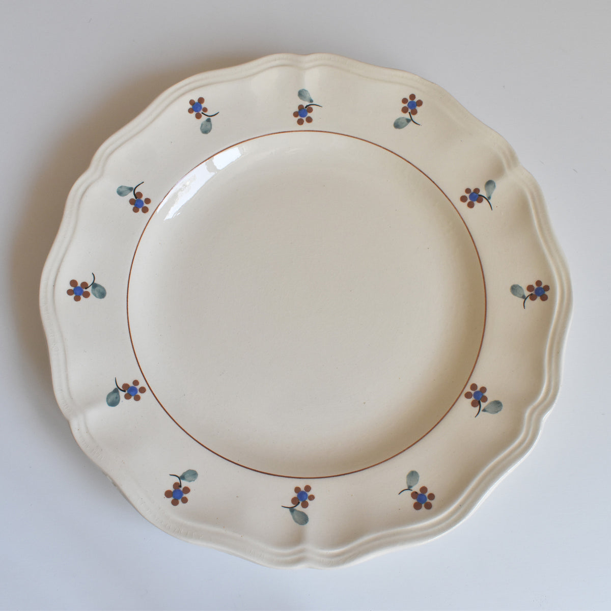 ヴィンテージプレート ディゴワン＆サルグミンヌ Arromanches （アロマンシュ）H — Loane Interior