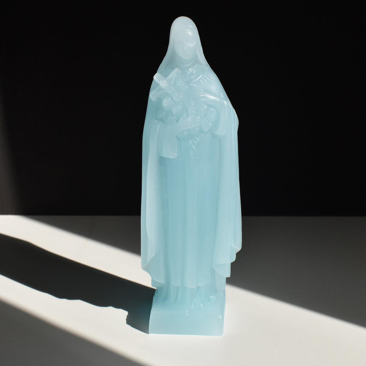 聖テレーズのオブジェ Ciel — Loane Interior