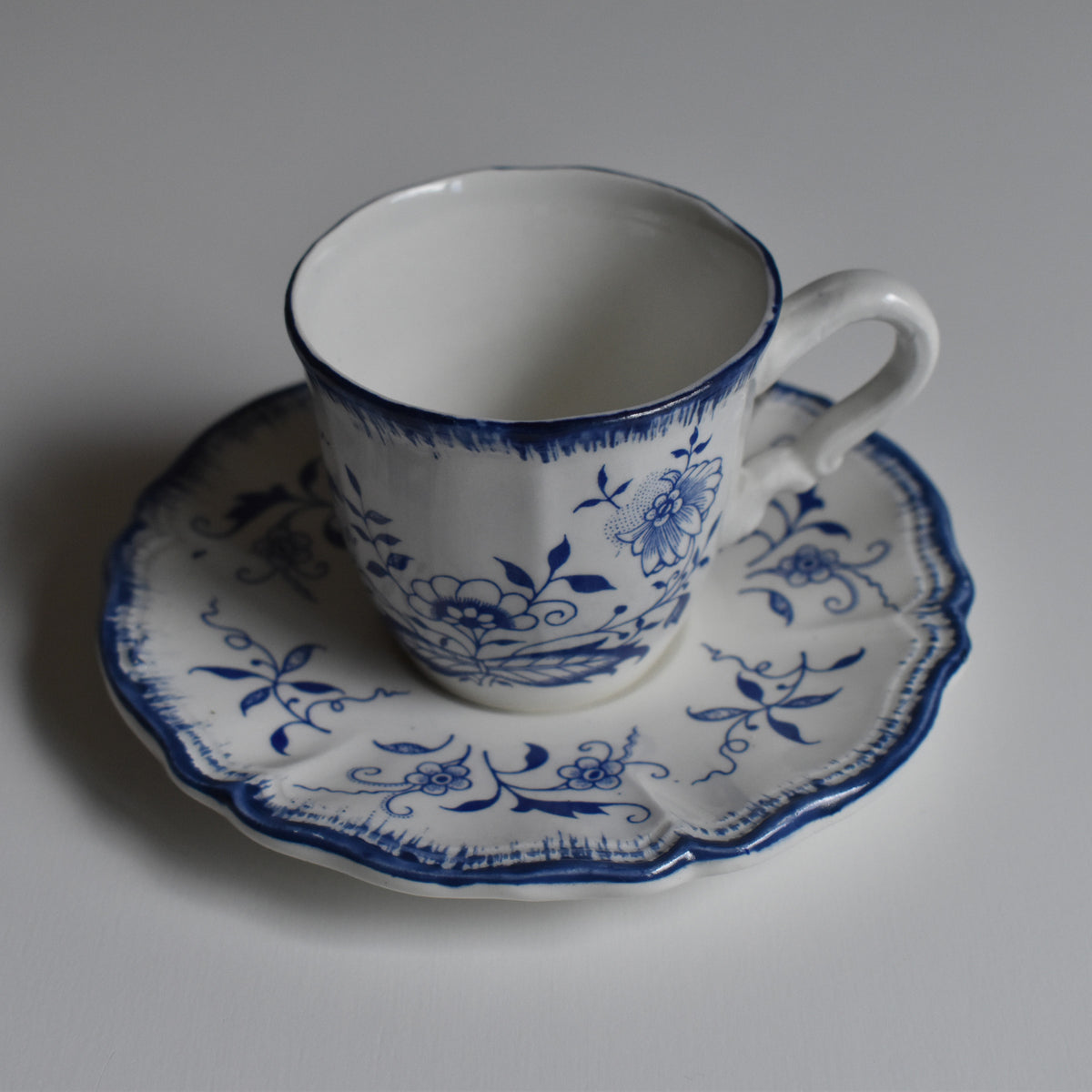 ヴィンテージコーヒーカップアンドソーサー サルグミンヌ Lancaster — Loane Interior