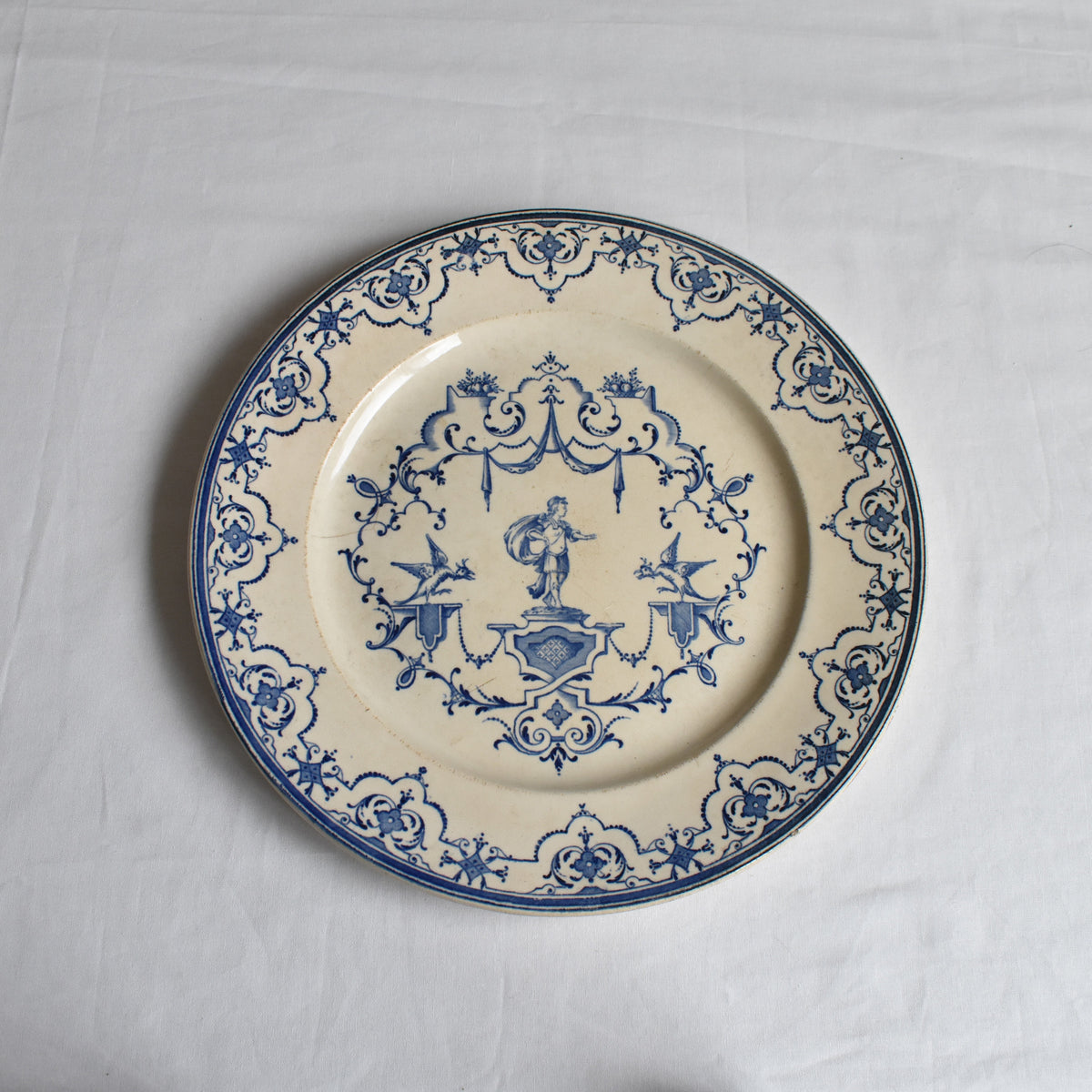 アンティークサービスプレート Jules Vieillard Moustiers — Loane Interior