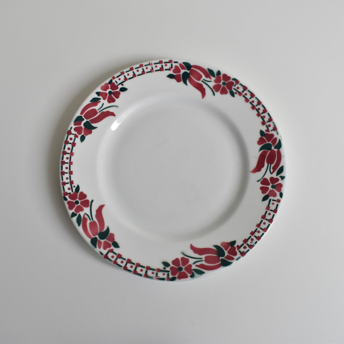 ヴィンテージデザートプレート Ceranord （サンタマン） 661 E — Loane Interior