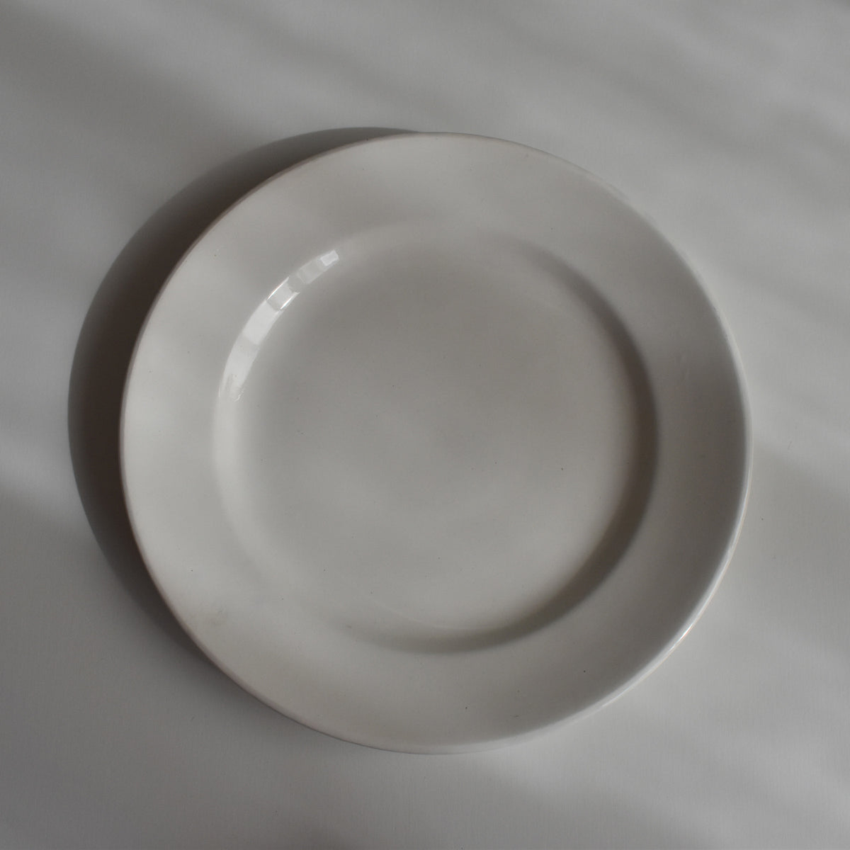 ヴィンテージデザートプレート ディゴワンサルグミンヌ ホワイト B — Loane Interior