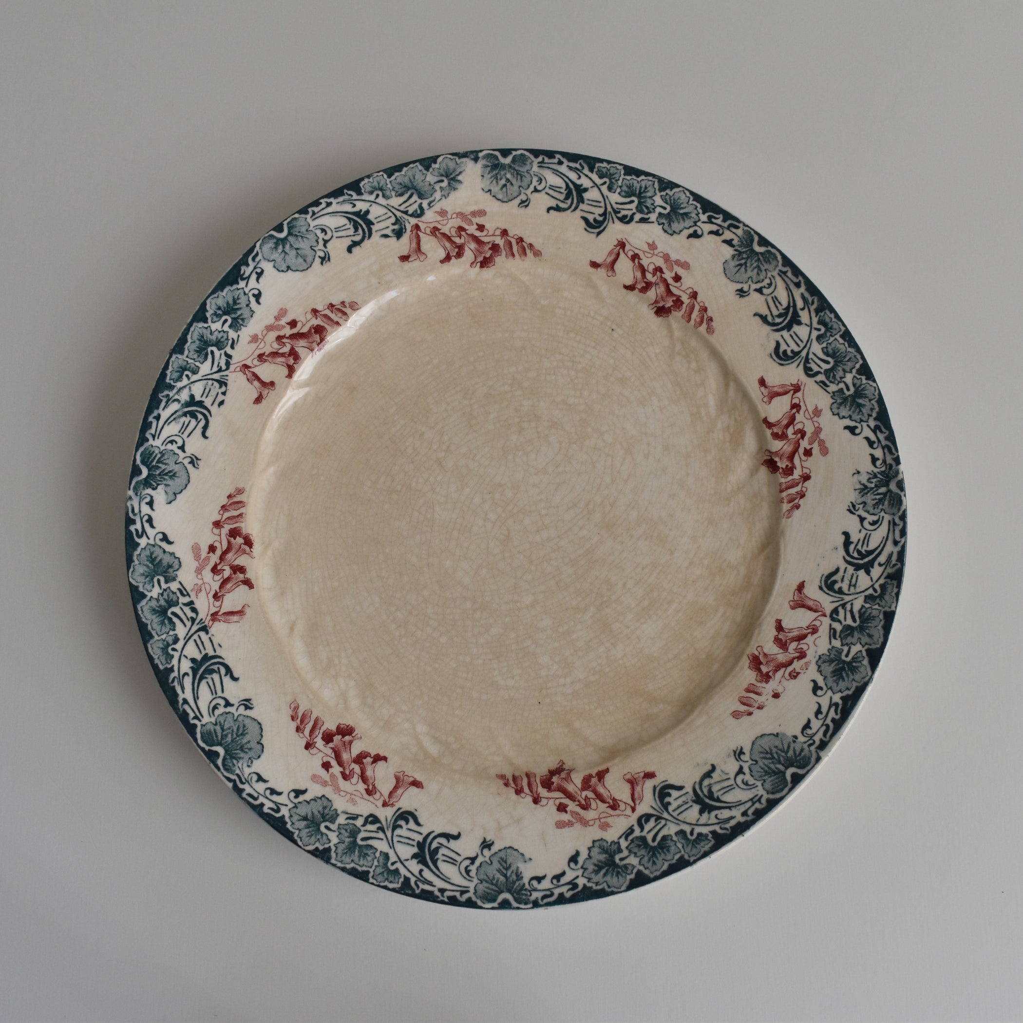 アンティークプレート ロンウイ Carmen A — Loane Interior