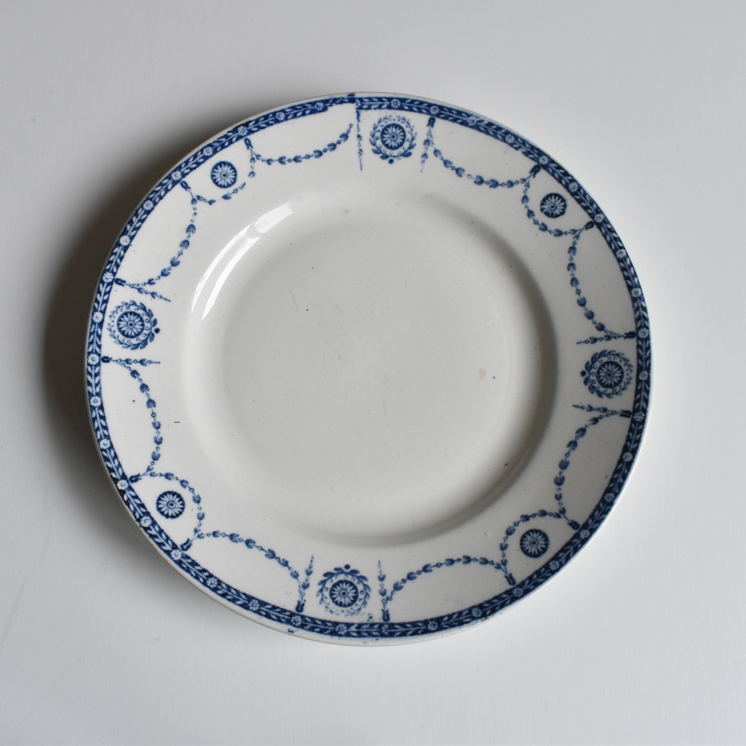 アンティーク深皿 K&Gリュネヴィル Bonaparte A — Loane Interior