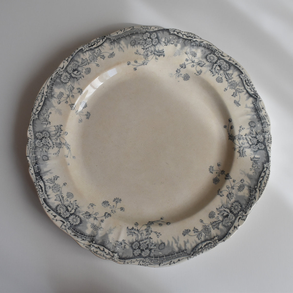 アンティークプレート W.A.A.&Cie Madrid D — Loane Interior