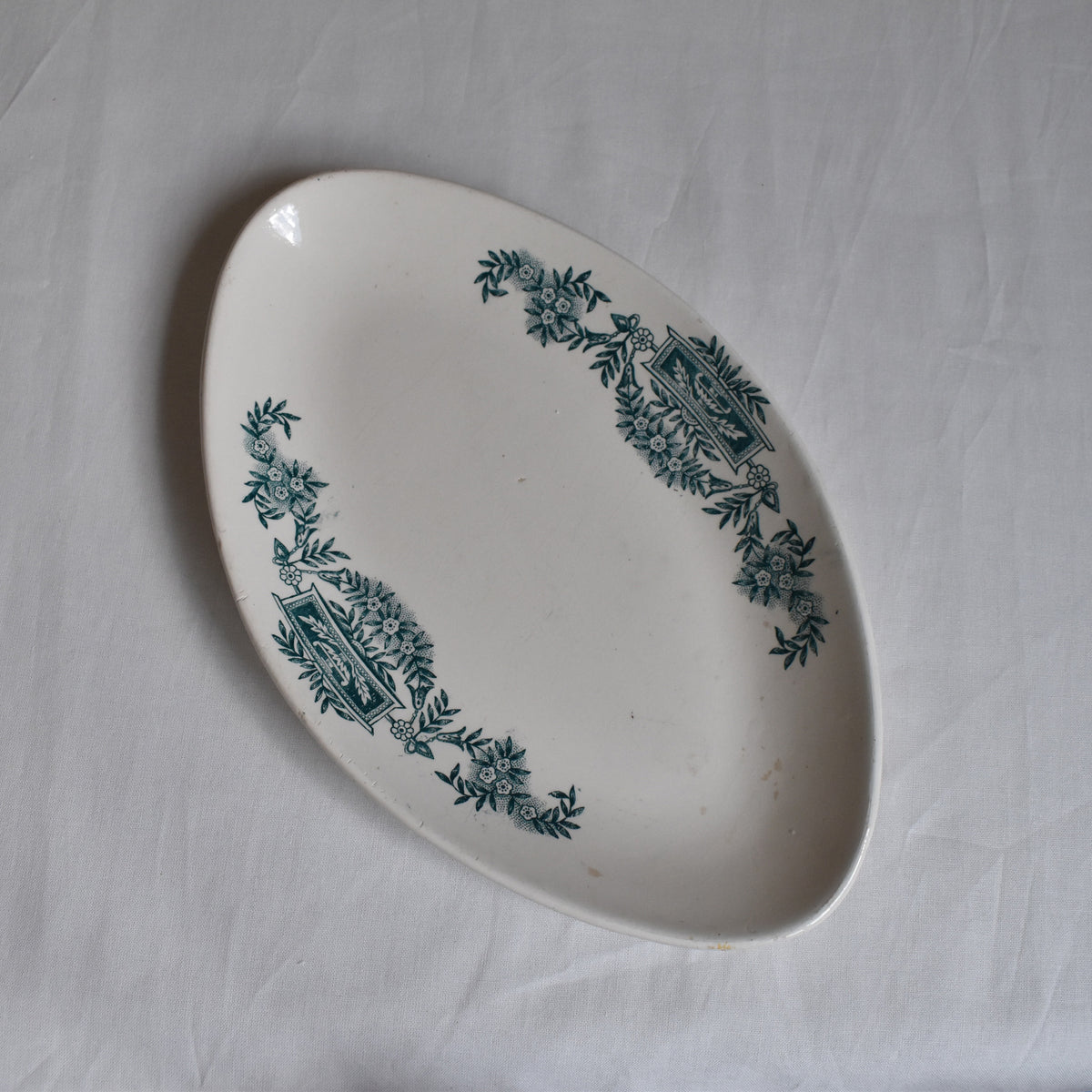 アンティークラヴィエ ロンシャン Lutece — Loane Interior