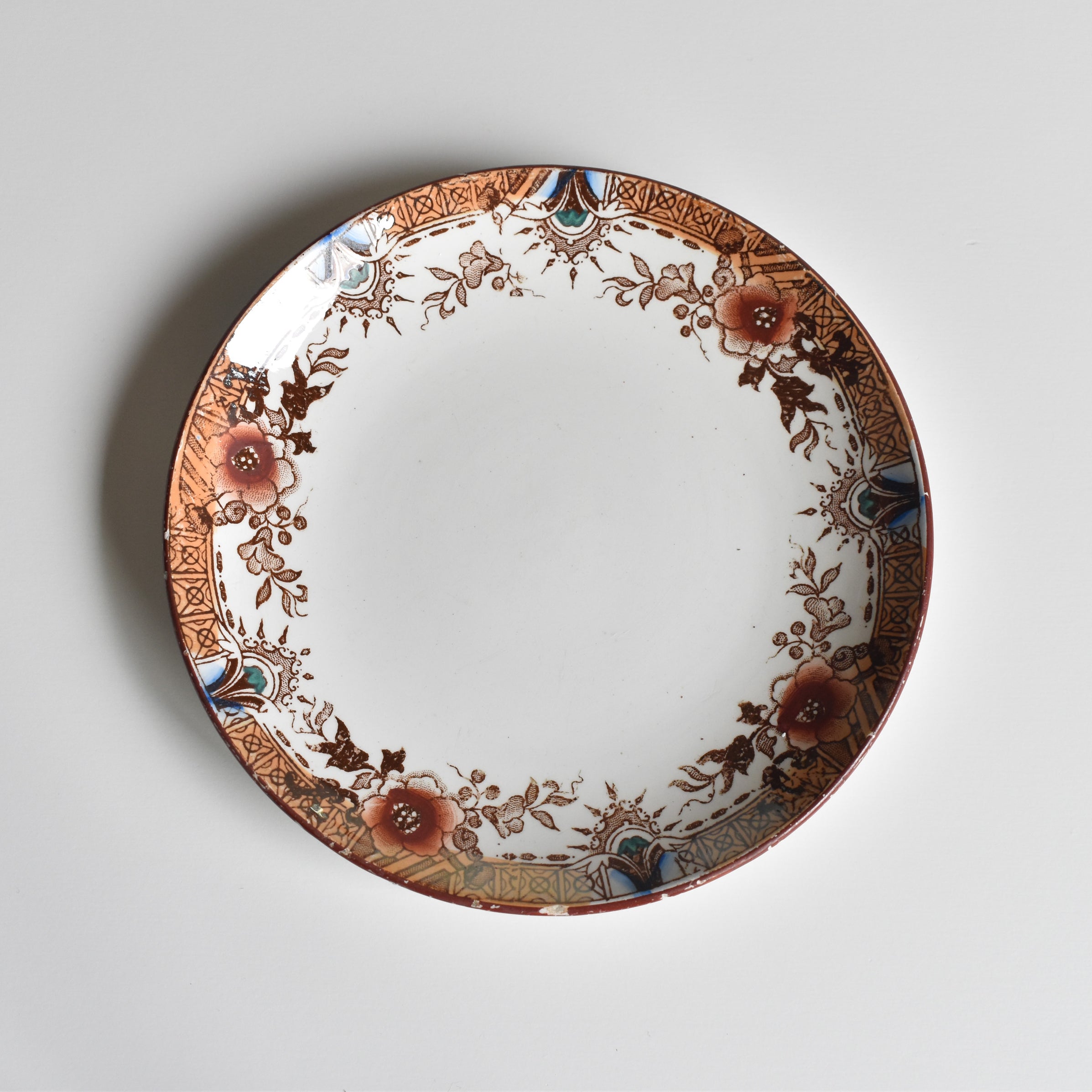 アンティークソーサー サルグミンヌ Kyoto C — Loane Interior